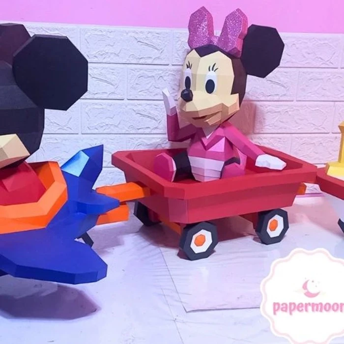 #1 Train Disney: Mickey Baby Low Poly Papercraft